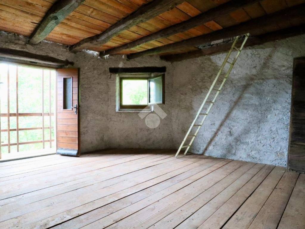 Vendita Rustico in via Zimor Tarcento. Buono stato, 57 m², rif. 126814621