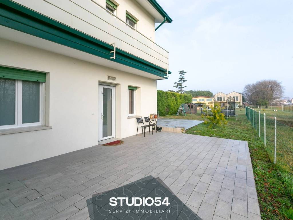 Vendita Appartamento Jesolo. Trilocale in via Rusti 69. Ottimo stato ...