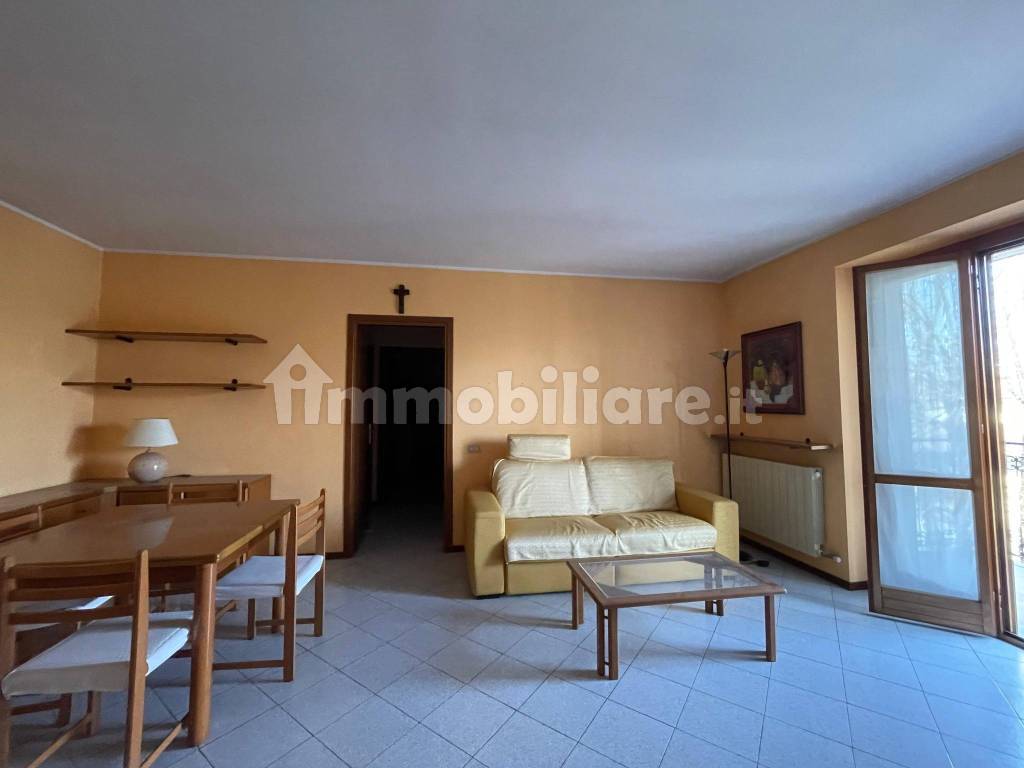 Vendita Appartamento Lodi. Trilocale in via Defendente da Lodi. Ottimo ...