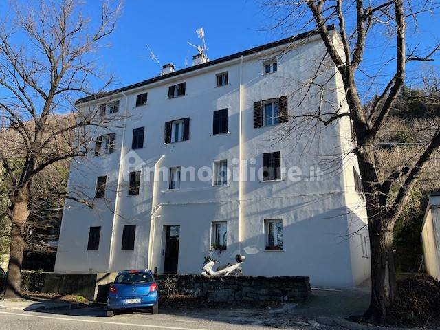 Affitto Appartamento Trieste. Trilocale in via Alfonso Valerio 146 ...