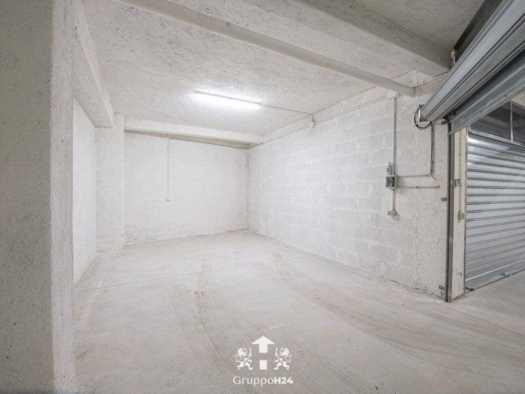 Garage - Box via Cardinale Giuseppe Pizzardo, Marino, Rif. 127193369 ...