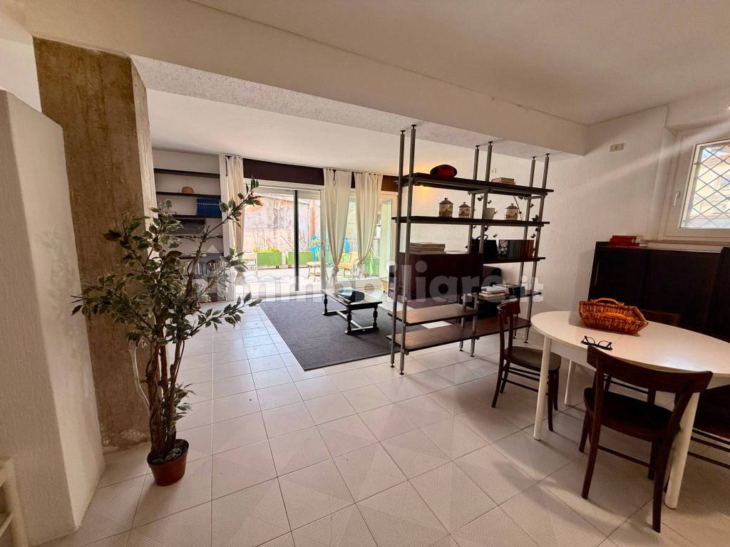 Vendita Appartamento Alghero. Bilocale in via Fratelli John e Robert ...