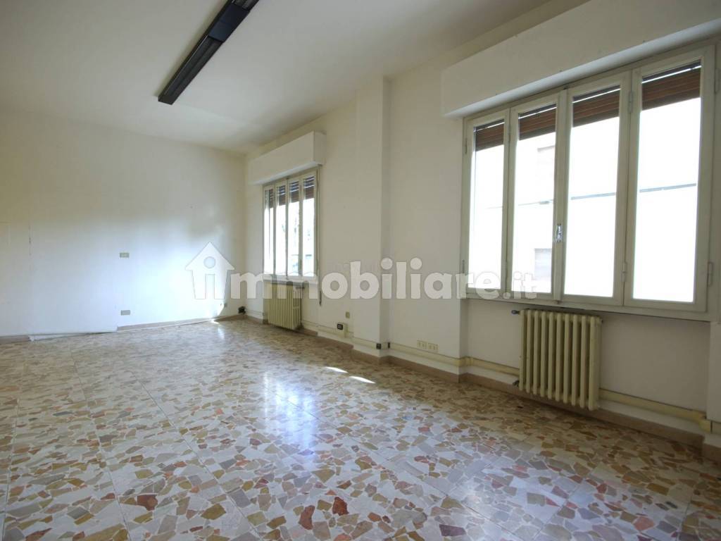 Vendita Appartamento in via Fonte del Tesoro. Sansepolcro. Buono stato ...