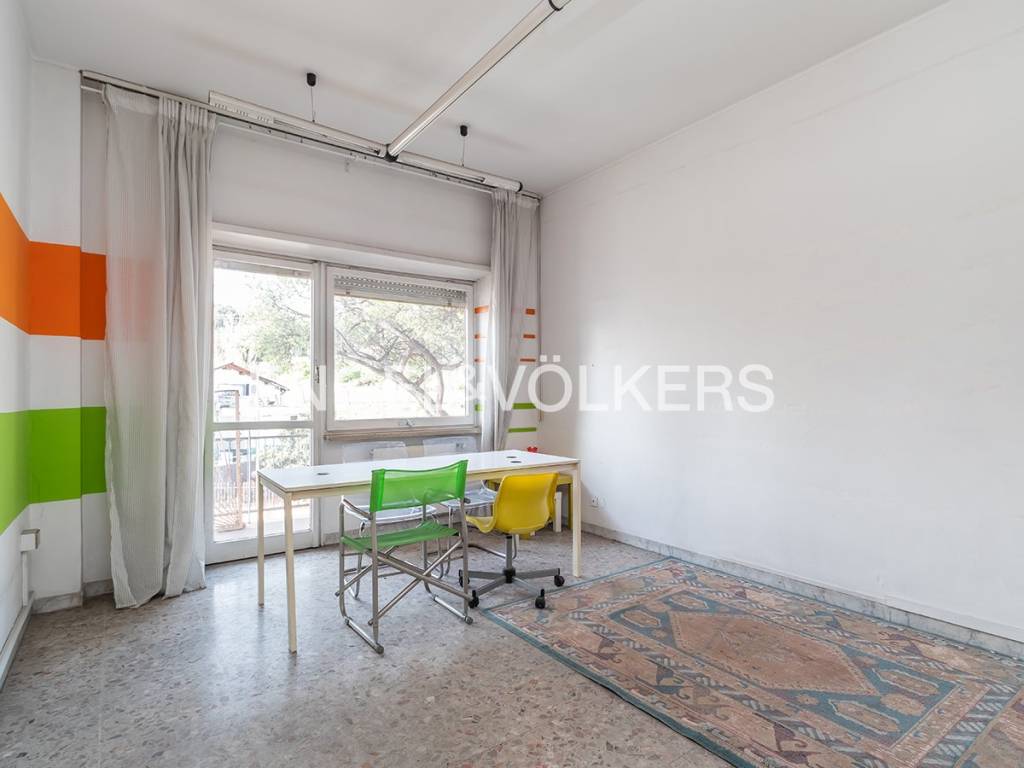 Vendita Appartamento Roma. Trilocale in piazza Antonio Meucci. Da ...
