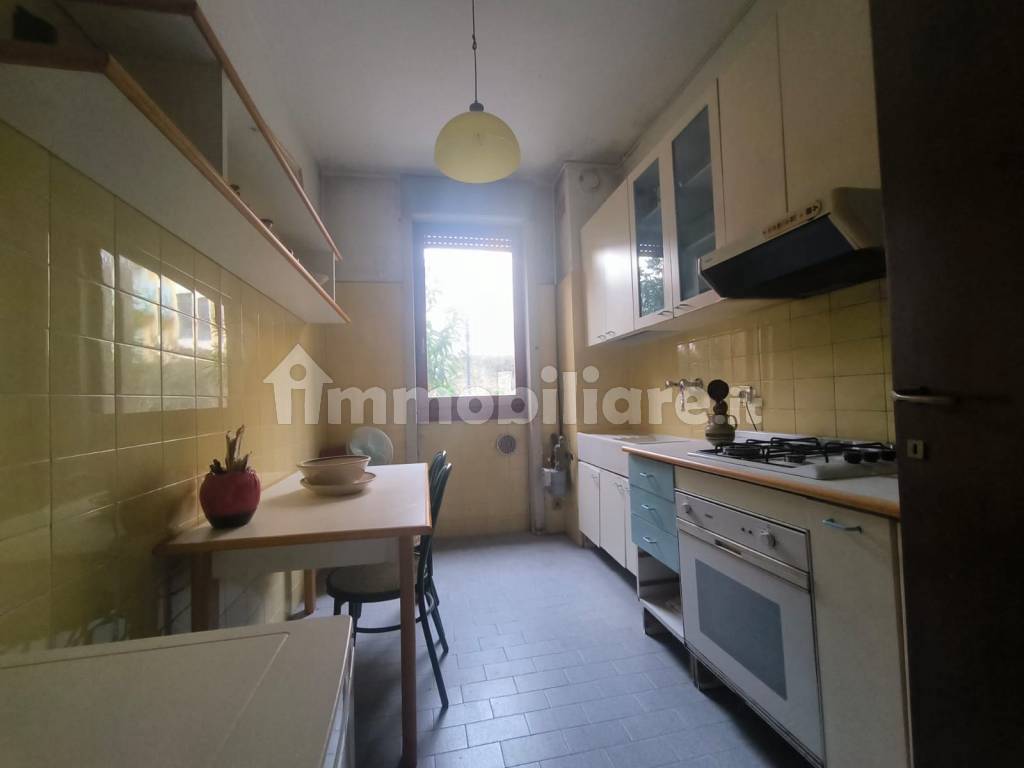 Vendita Appartamento in via Felice Casati 32. Milano. Da ristrutturare ...