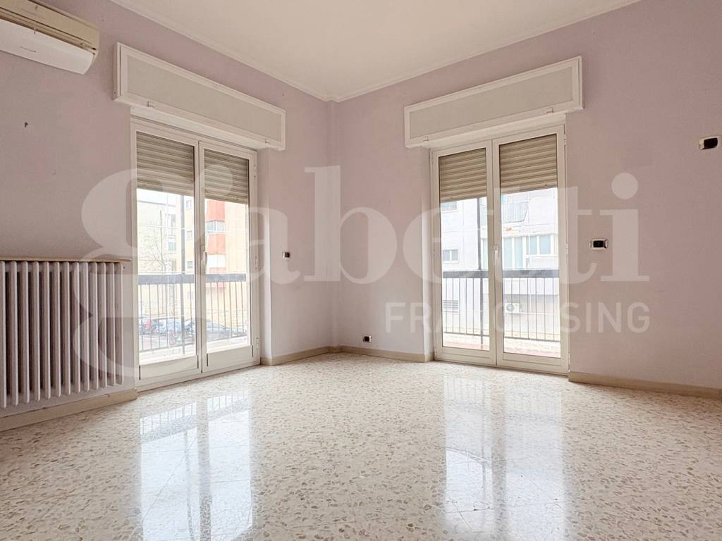 Vendita Appartamento Bari. Quadrilocale in via Pitagora, 4. Buono stato ...