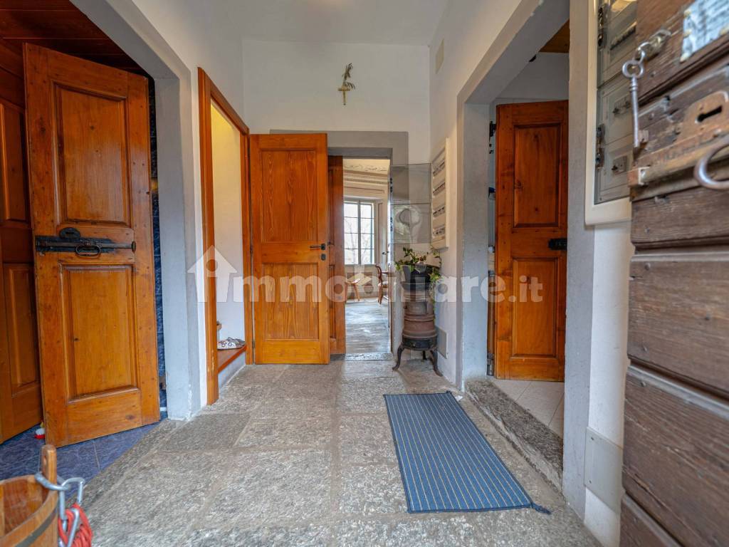 Sale Single family villa in via Tiro a Segno Chiavenna. Good condition ...