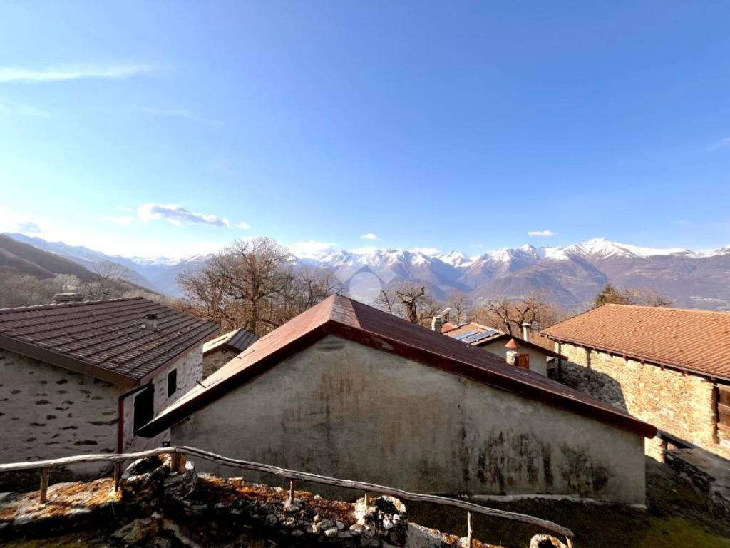 Vendita Rustico in Loc. vezzè Dorio. Da ristrutturare, 32 m², rif ...