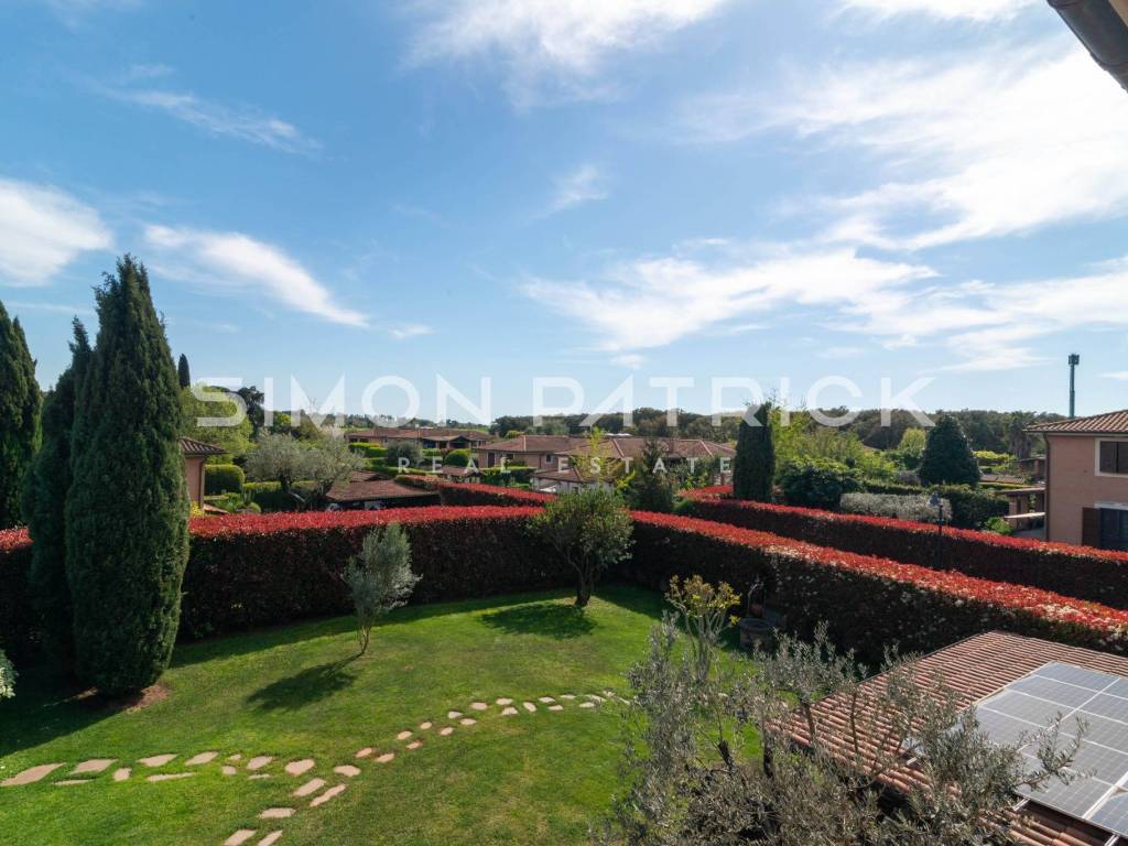 Vendita Villa unifamiliare in via Ingrid Bergman 12 Roma. Ottimo stato ...