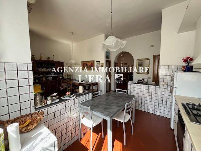 Vendita Appartamento Pontedera. Ottimo stato, secondo piano, con ...