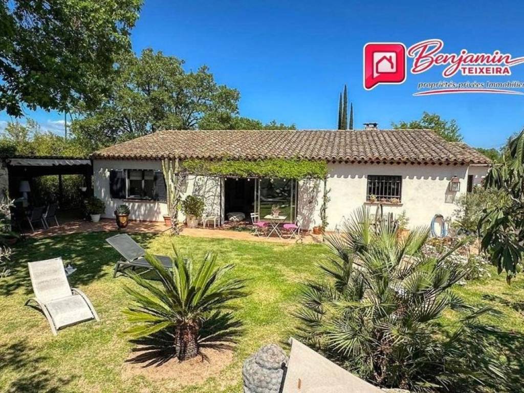 Vendita Villa unifamiliare Roquebrune-sur-Argens. 145 m², rif. 128579988