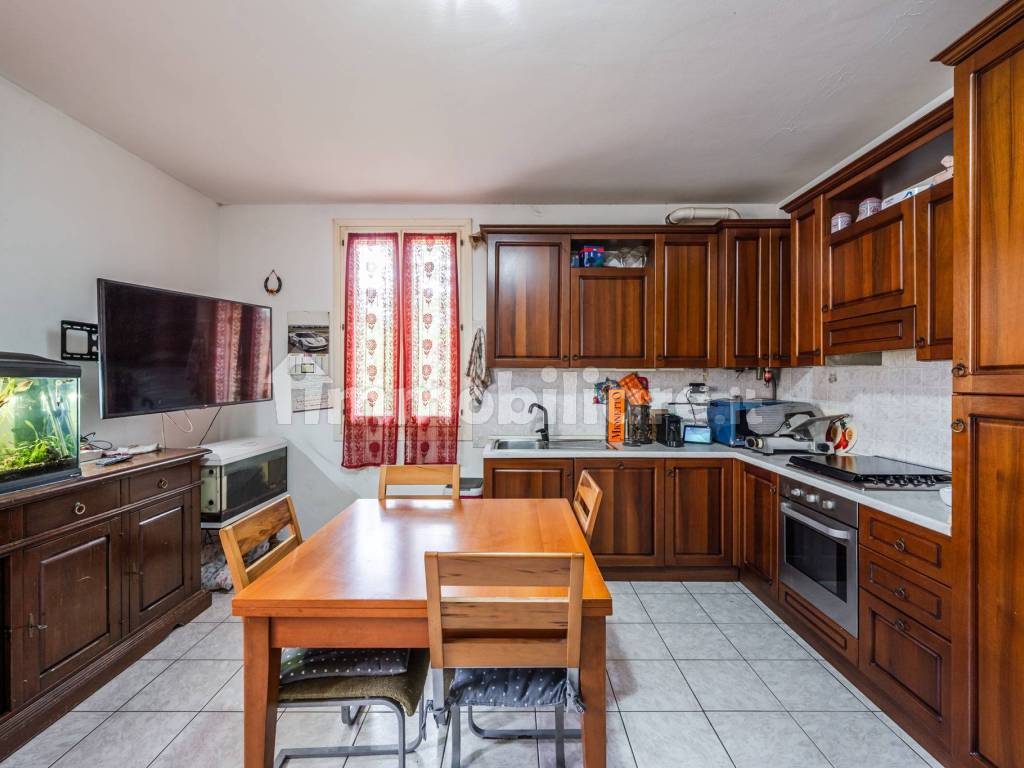 Vendita Appartamento Crevalcore. Bilocale in via Provane 139/A. Buono ...