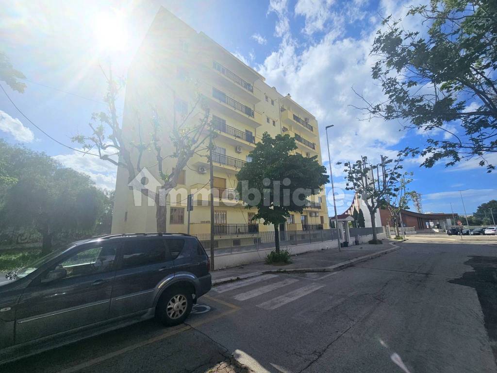 Vendita Appartamento in via Filippo Turati 8. Mola di Bari. Buono stato ...
