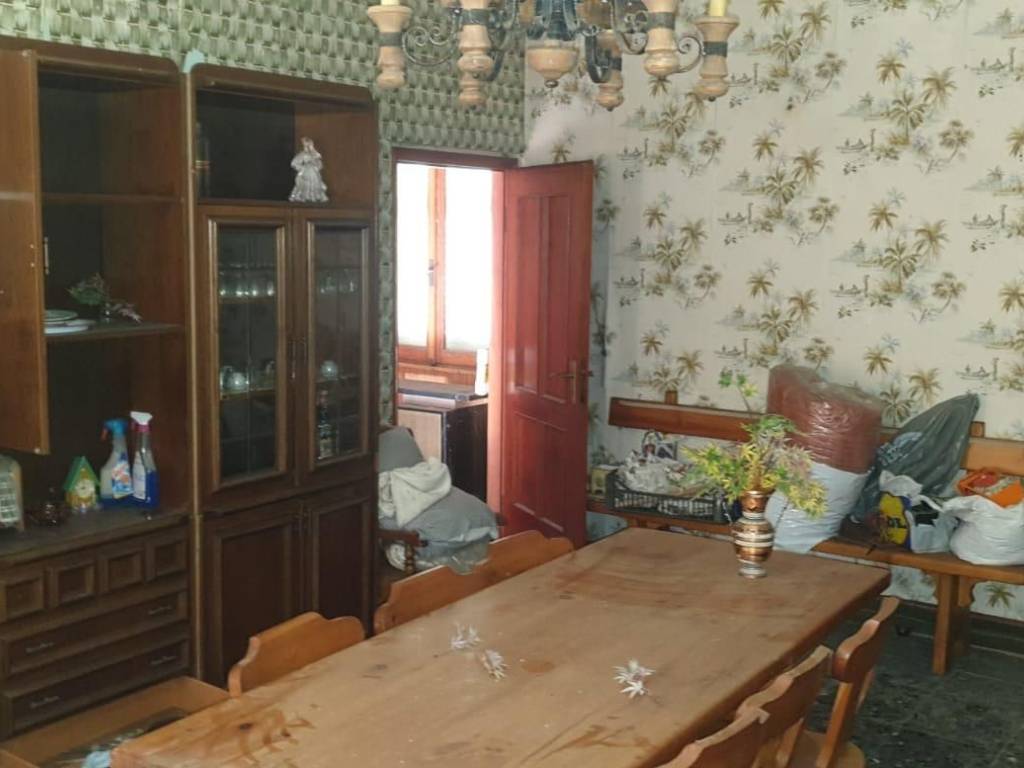 Vendita Rustico in via Roma Montiglio Monferrato. Da ristrutturare, 289 ...