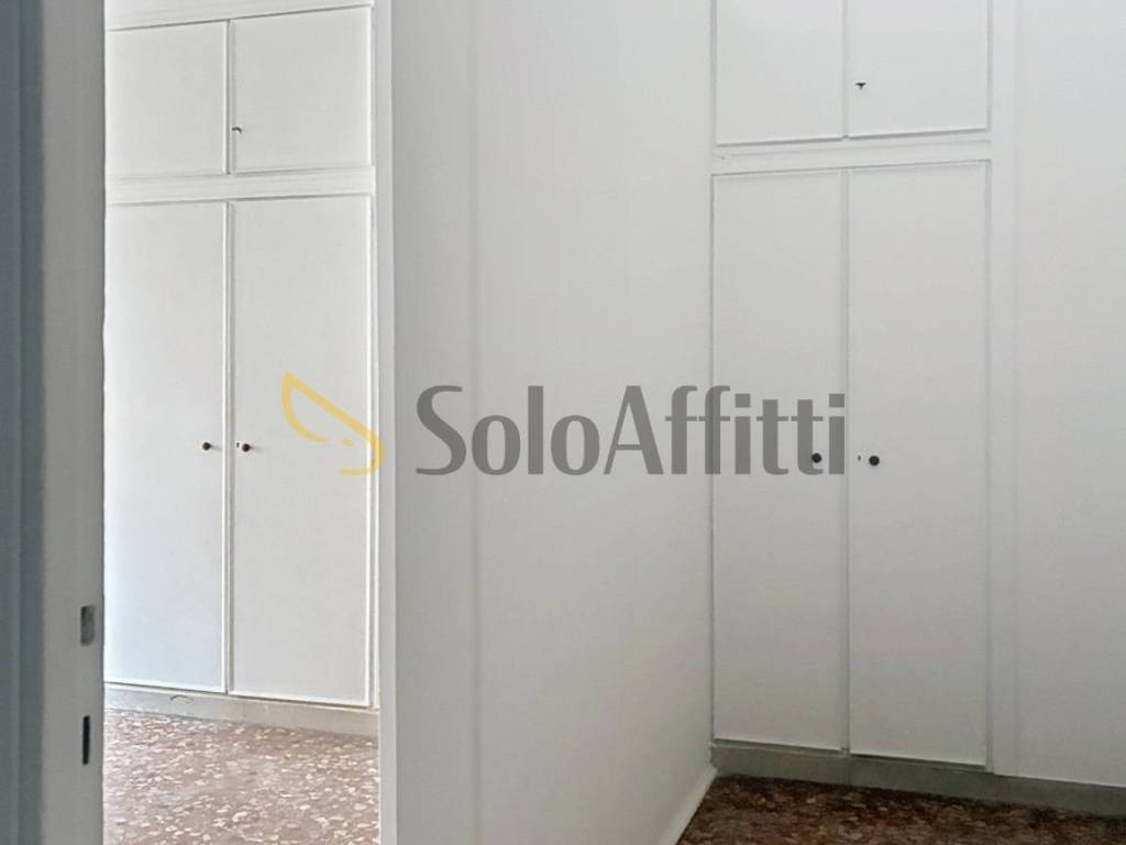 Affitto Appartamento Roma. Bilocale in via Sant'Agatone Papa 35. Ottimo ...