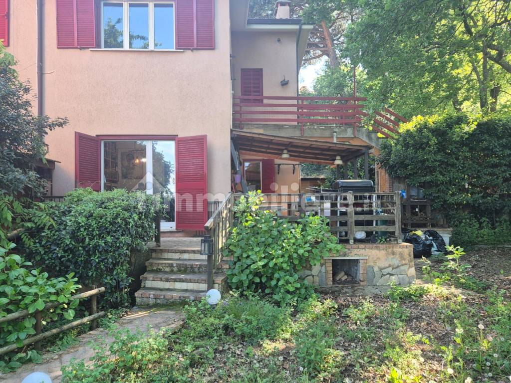 Vendita Appartamento Monte Porzio Catone. Trilocale in via dei Quintili ...