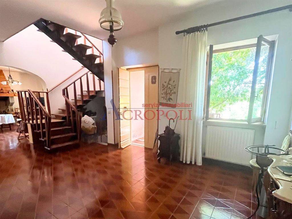 Vendita Villa unifamiliare in via Gran Sasso 11 Trevignano Romano. Da ...