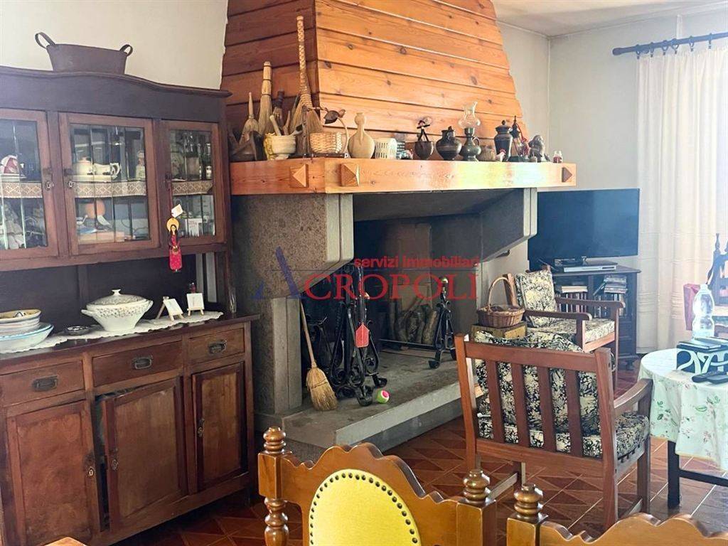 Vendita Villa unifamiliare in via Gran Sasso 11 Trevignano Romano. Da ...