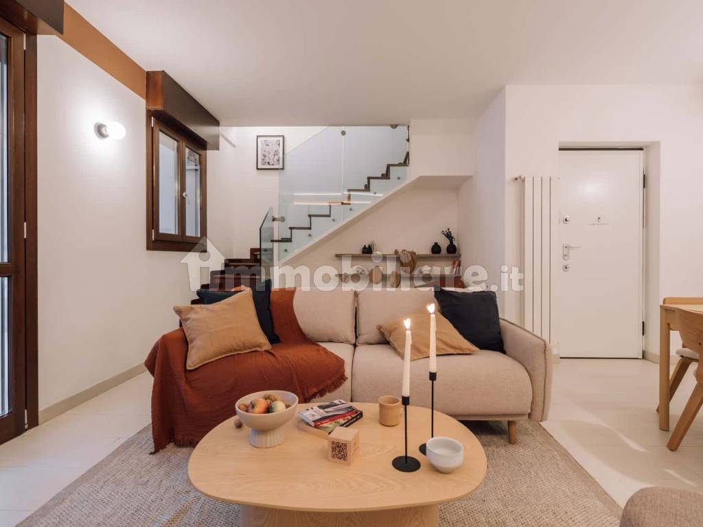 Alquiler Piso Milan. Piso de tres habitaciones en via Ugo Bassi. Muy ...