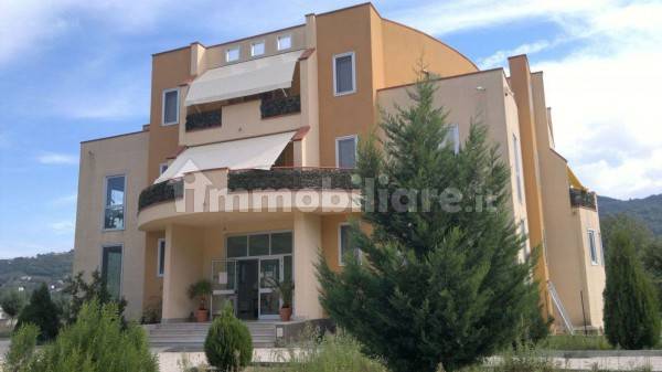 Palazzo - Edificio in Vendita