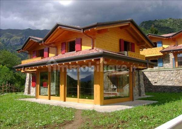 Villa unifamiliare via Dernez 13, Centro, Castione della Presolana