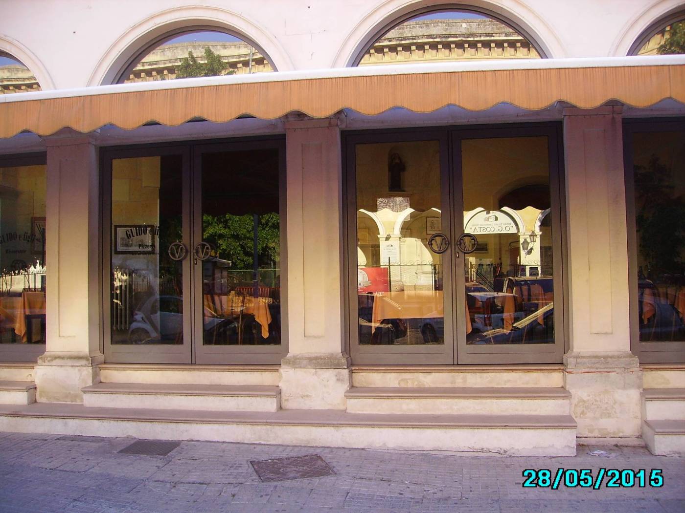 Locale commerciale in Vendita