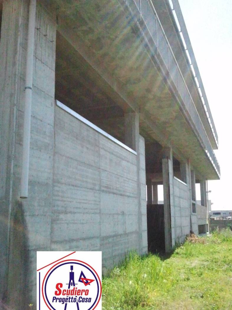 Palazzo - Edificio in Vendita