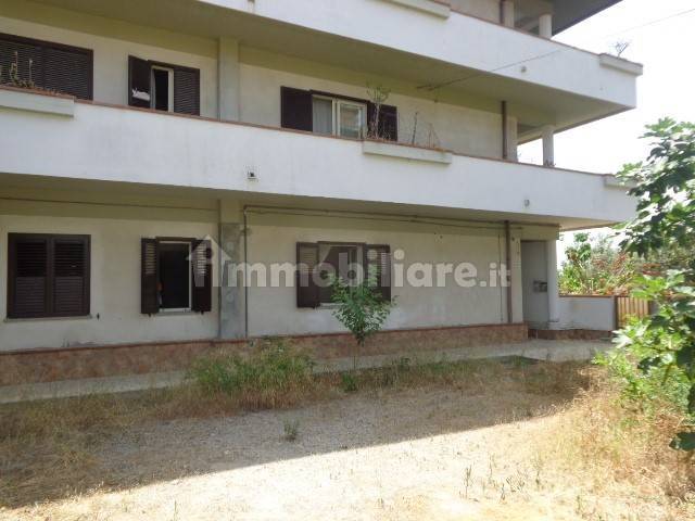 Appartamento via Strada XXVII 29, Caulonia