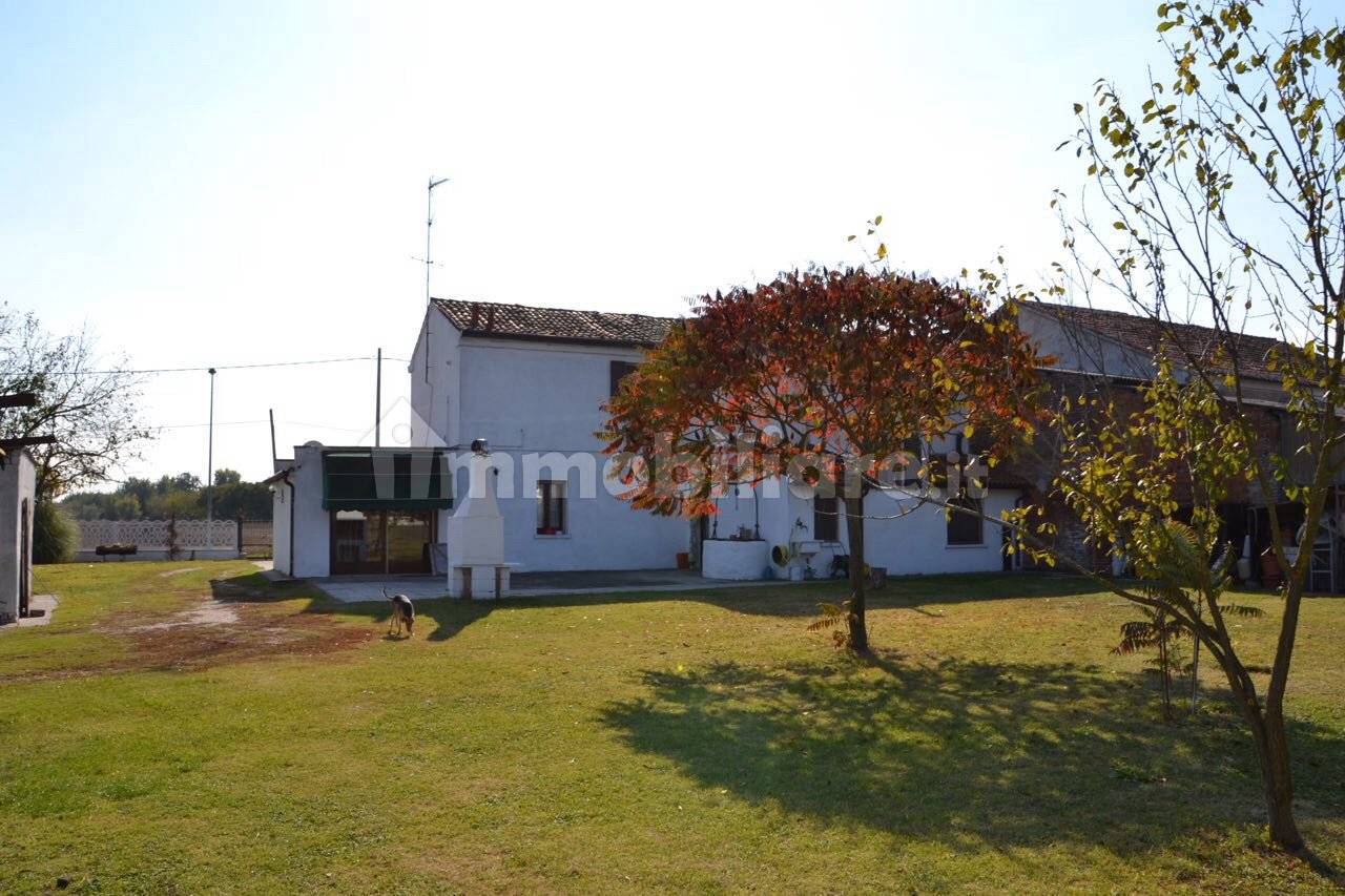 Trilocale via Vallicella 1408, Ficarolo