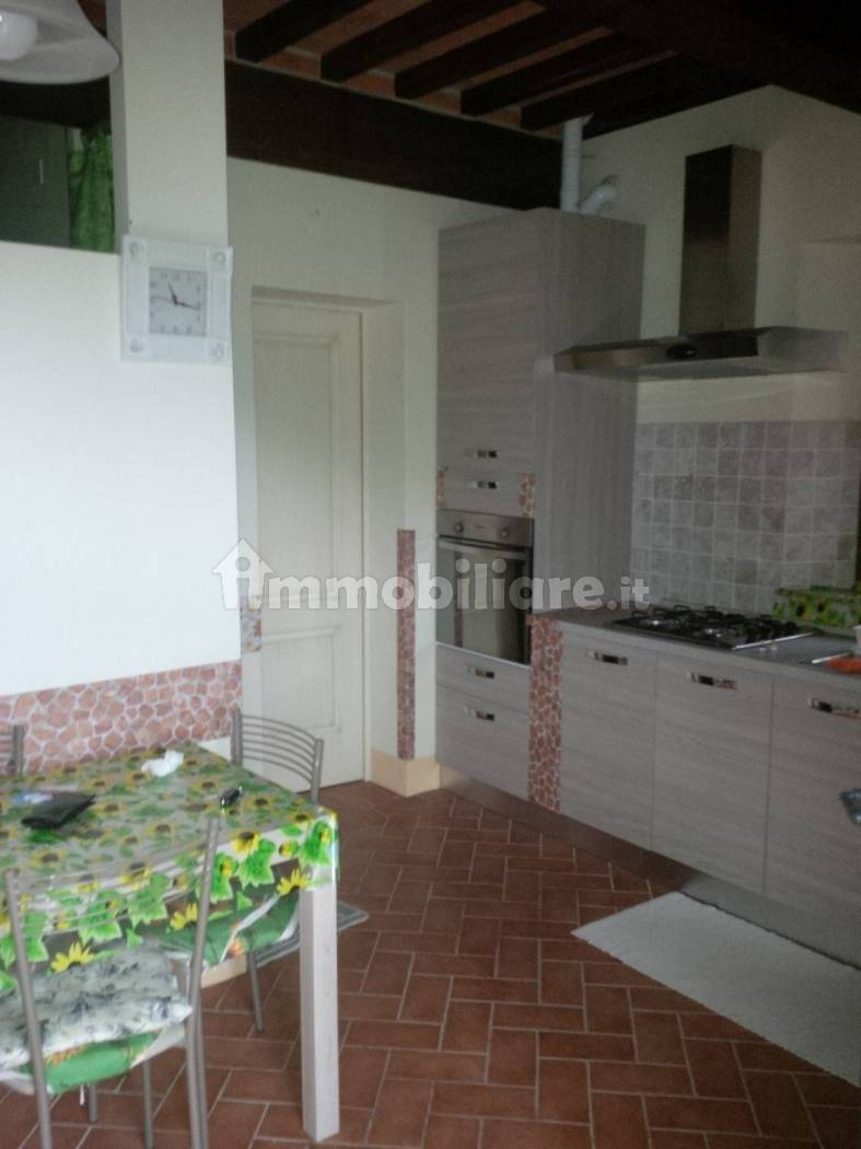 Bilocale Località Boddo 8, Centro, Buti