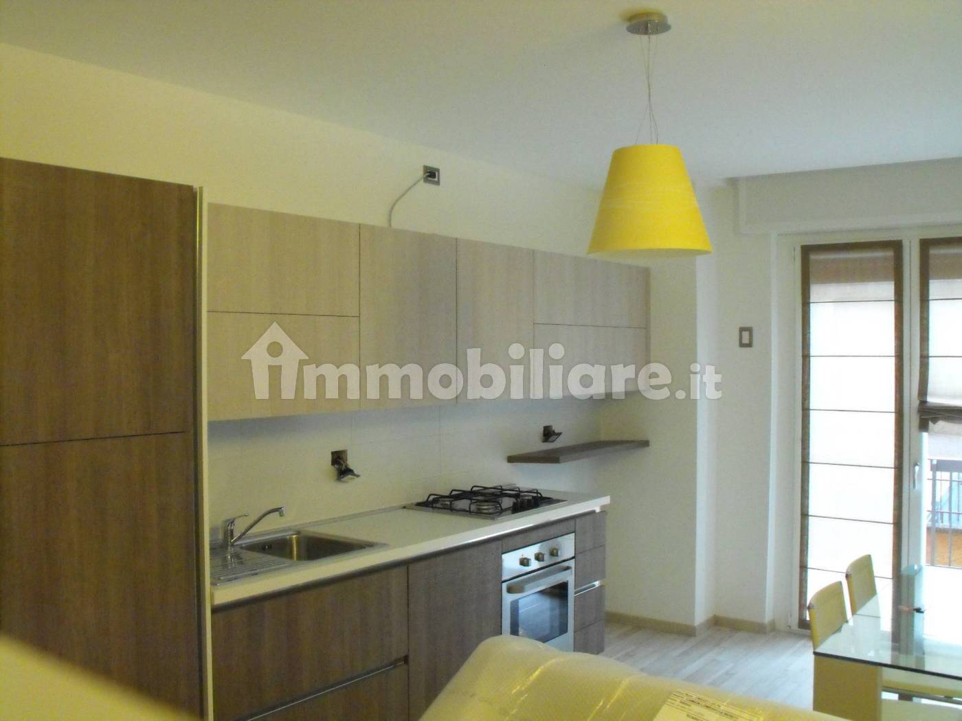 Bilocale viale Stelvio 72, Centro, Morbegno