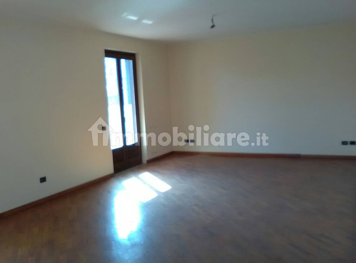 Appartamento via Saru Spina 1, San Cosmo, Corso Italia, Piazza Dante, Acireale