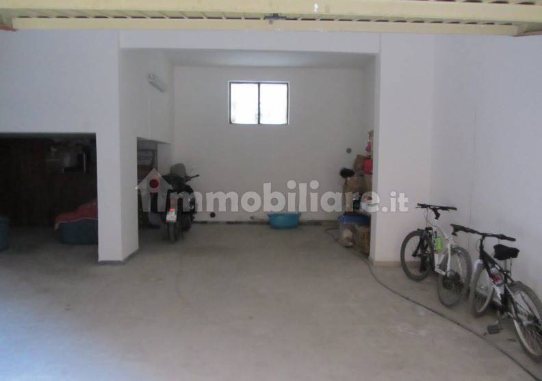 Garage - Box in Vendita