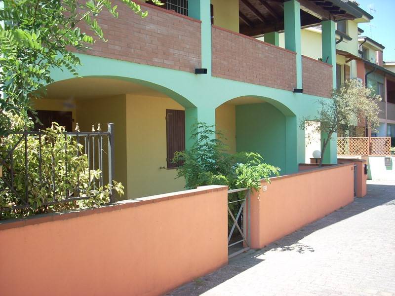 Villa a schiera via Imperiali 167A, Lido delle Nazioni, Comacchio