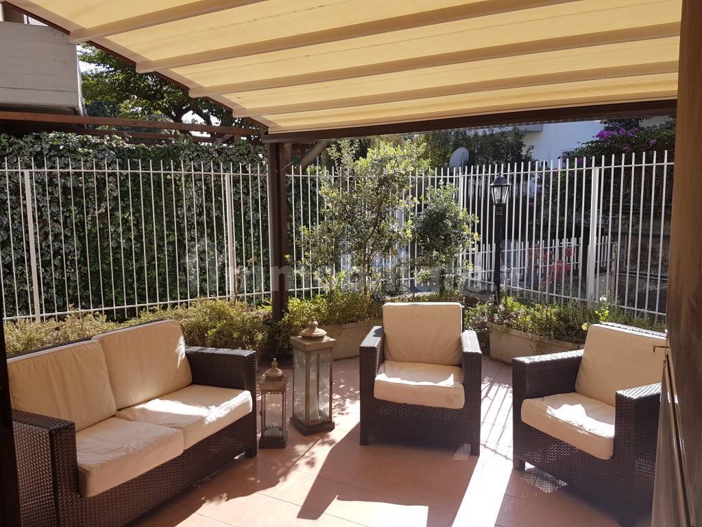 Quadrilocale via Mollica 4A, Centro, Aci Castello