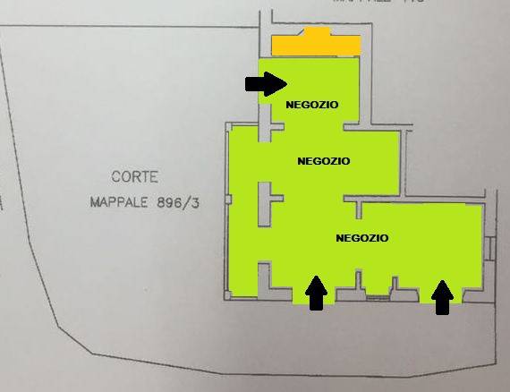 Locale commerciale in Vendita