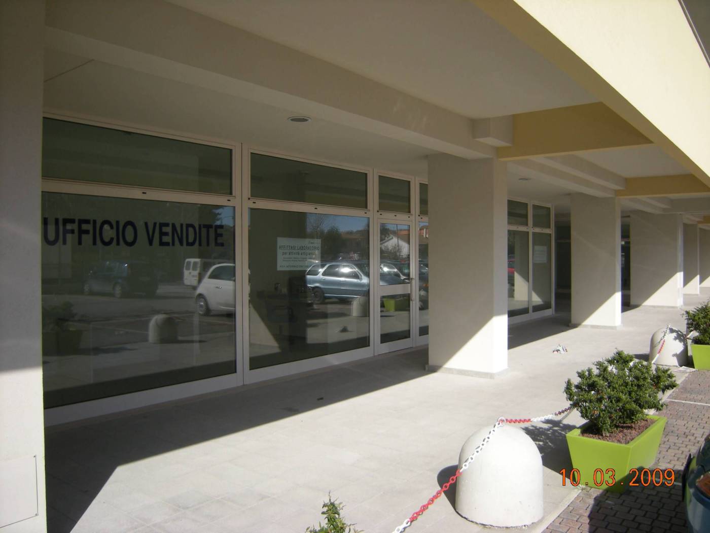 Locale commerciale in Vendita