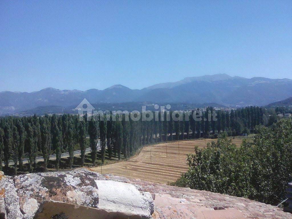 Appartamento via Case, Rieti