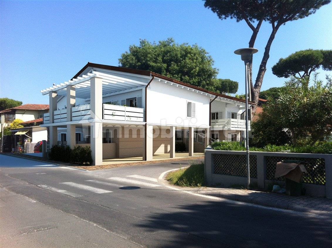 Trilocale via Giulio Cesare 320, Cinquale, Montignoso