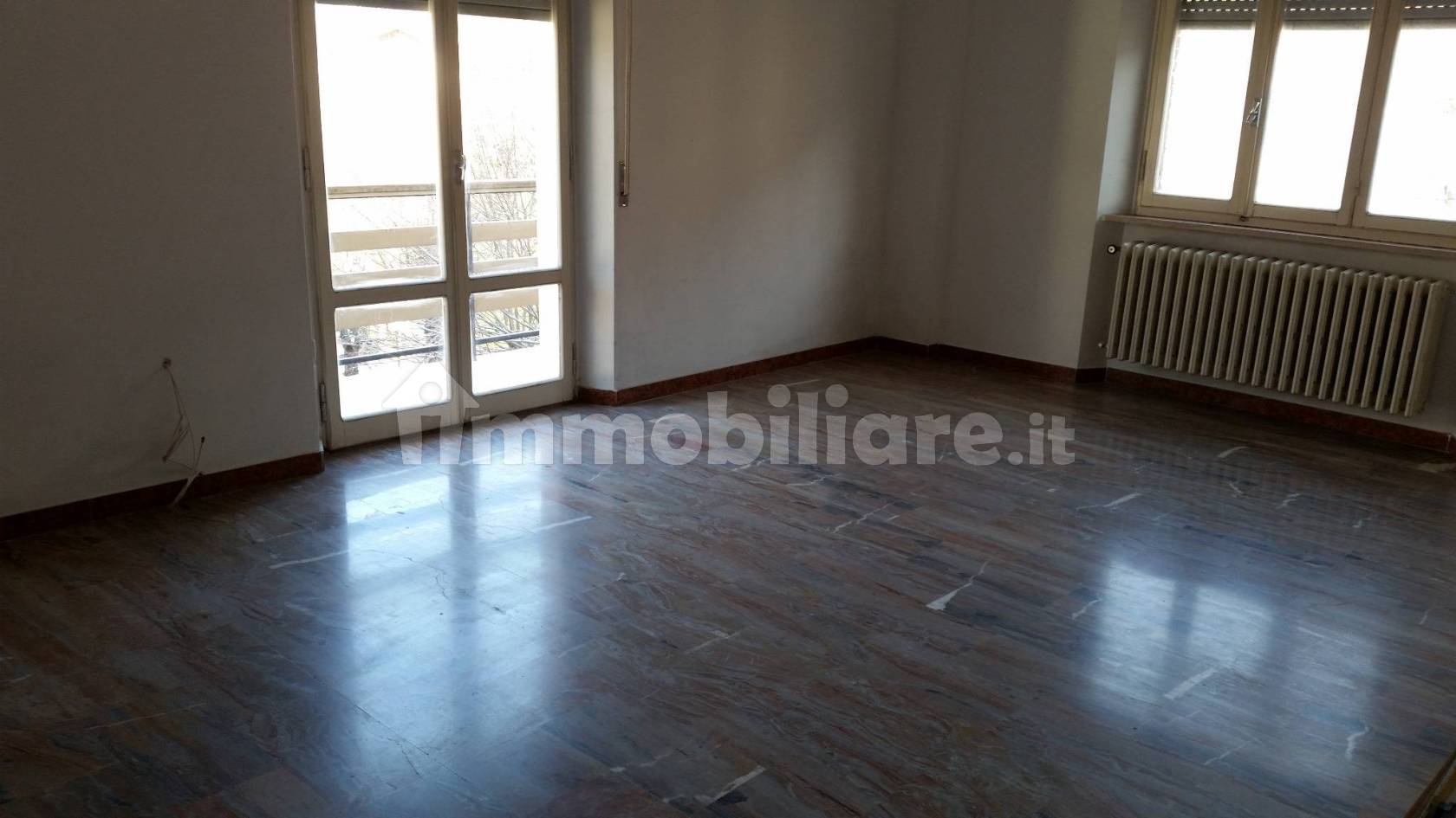 Quadrilocale viale Cesare Battisti, Sassoferrato