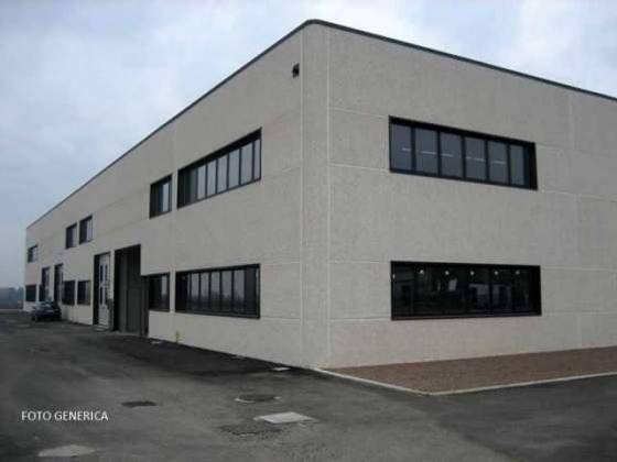 Capannone in Vendita