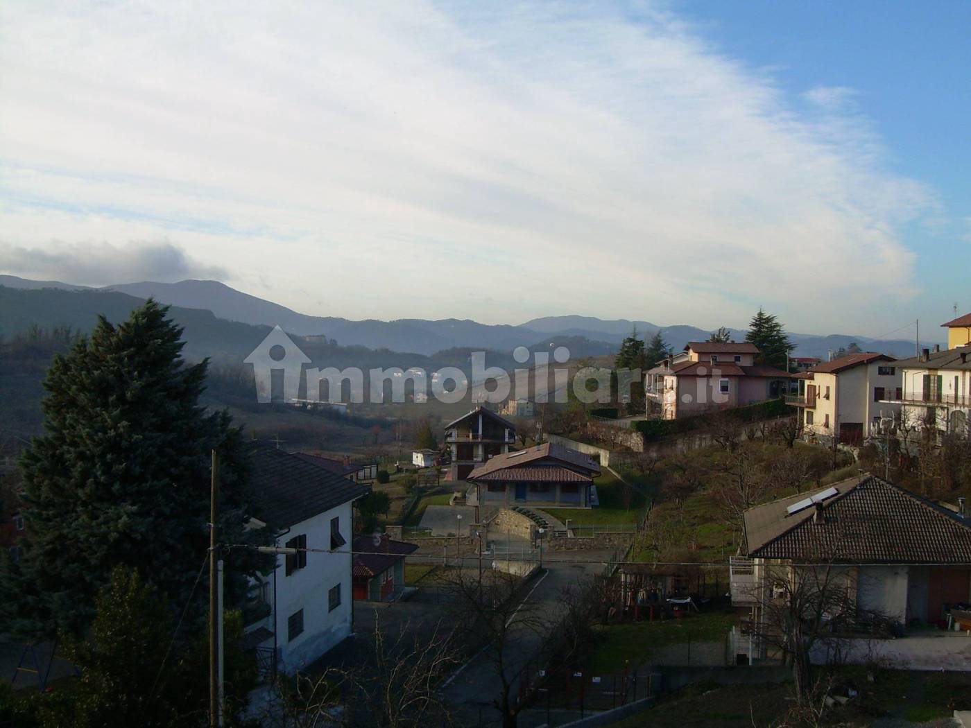 Trilocale buono stato, primo piano, Centro, Mornese