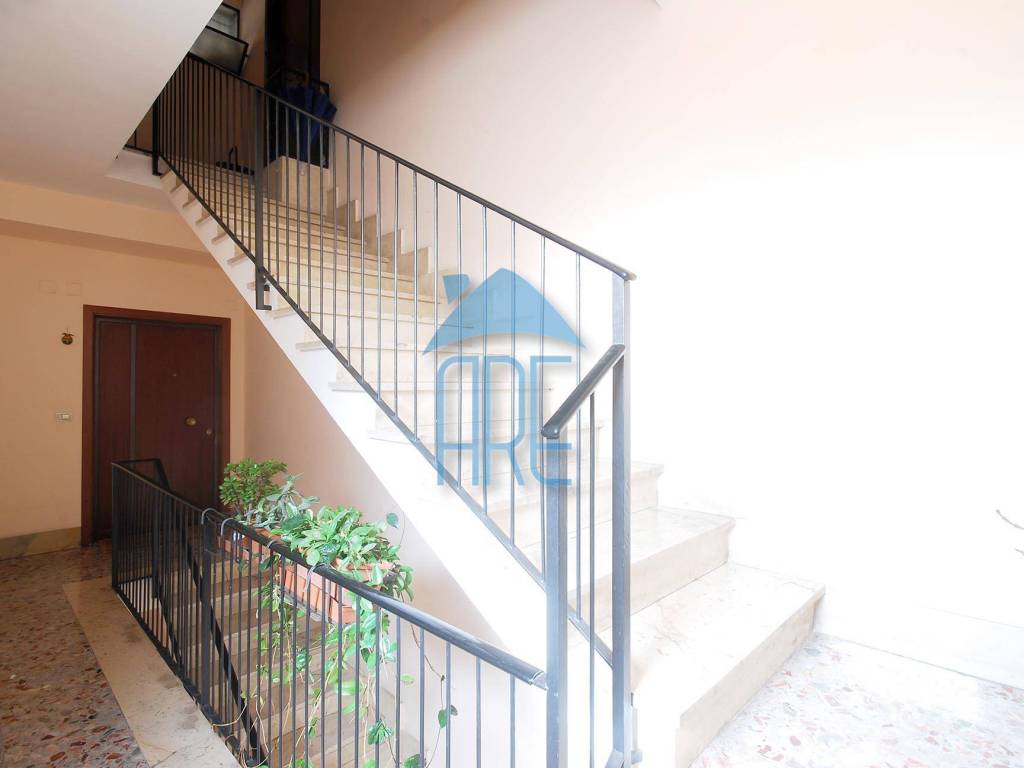 Vendita Attico in via Camillo Benso di Cavour 6 Frascati. Buono stato ...