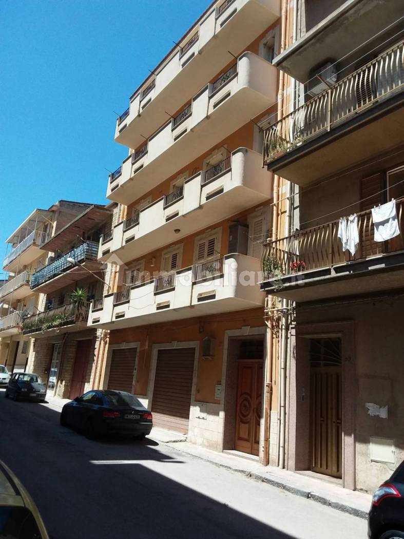 Appartamento via Don Carmelo di Bartolo 22, Centro, Licata