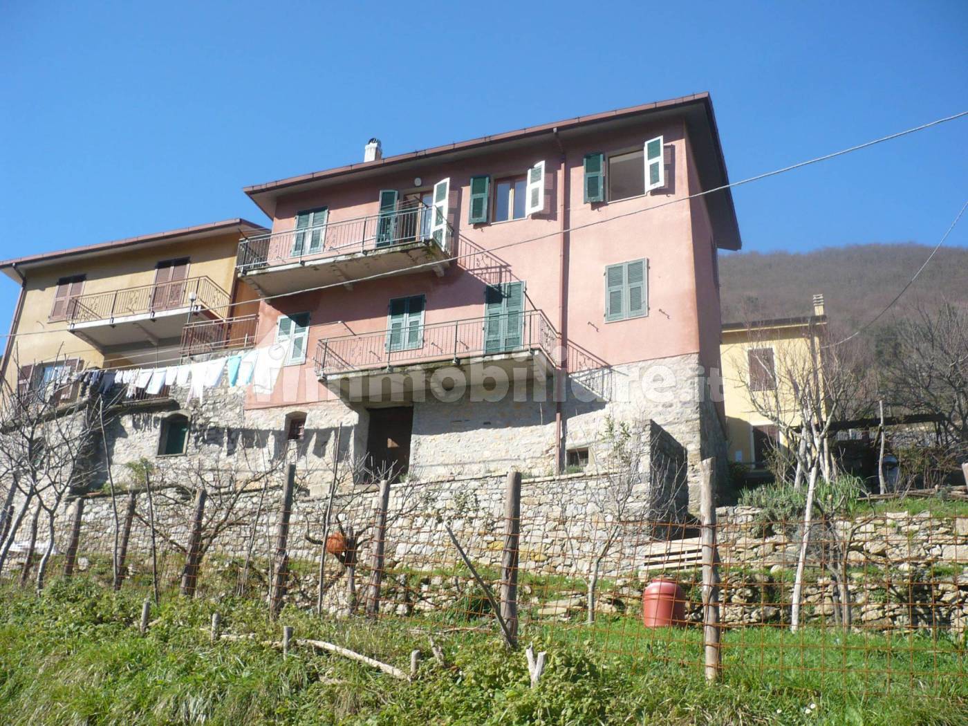 Quadrilocale via 4 Novembre, Riccò del Golfo di Spezia
