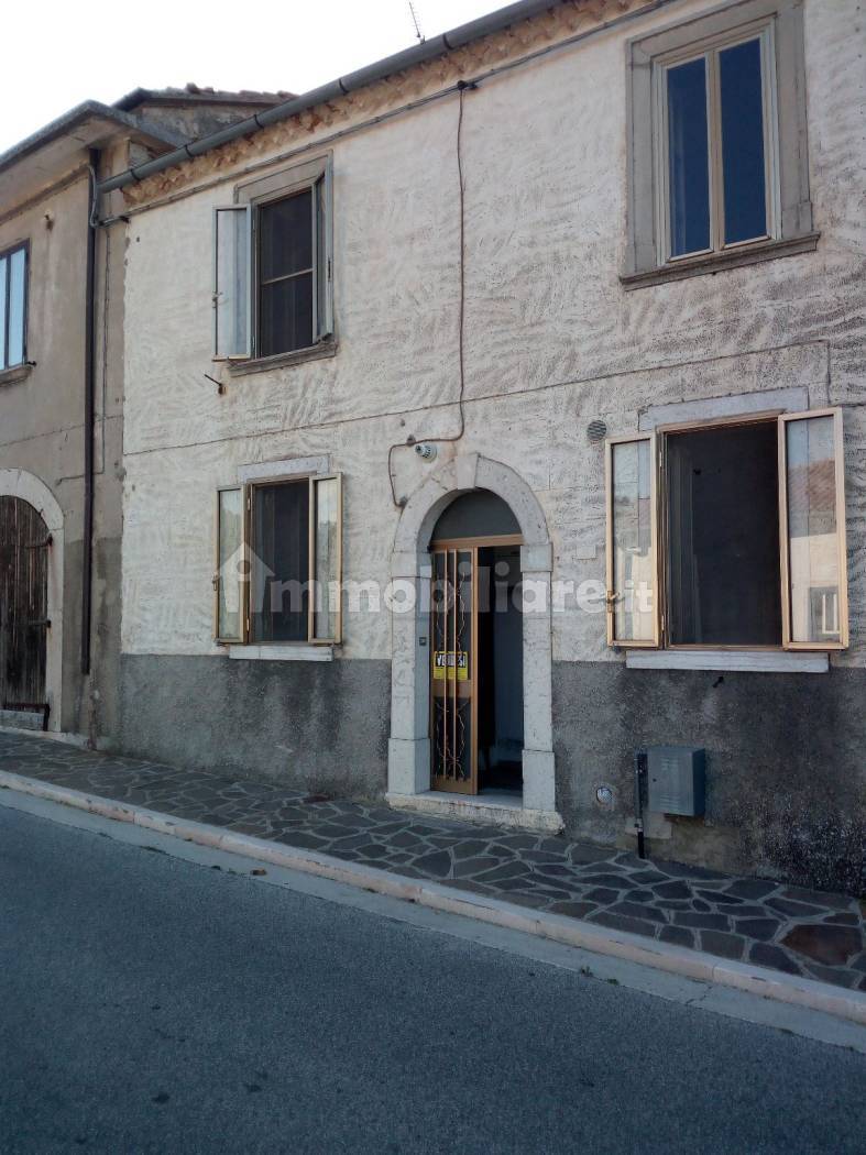 Appartamento via Re d&#x27;Italia 11, Centro, Vastogirardi