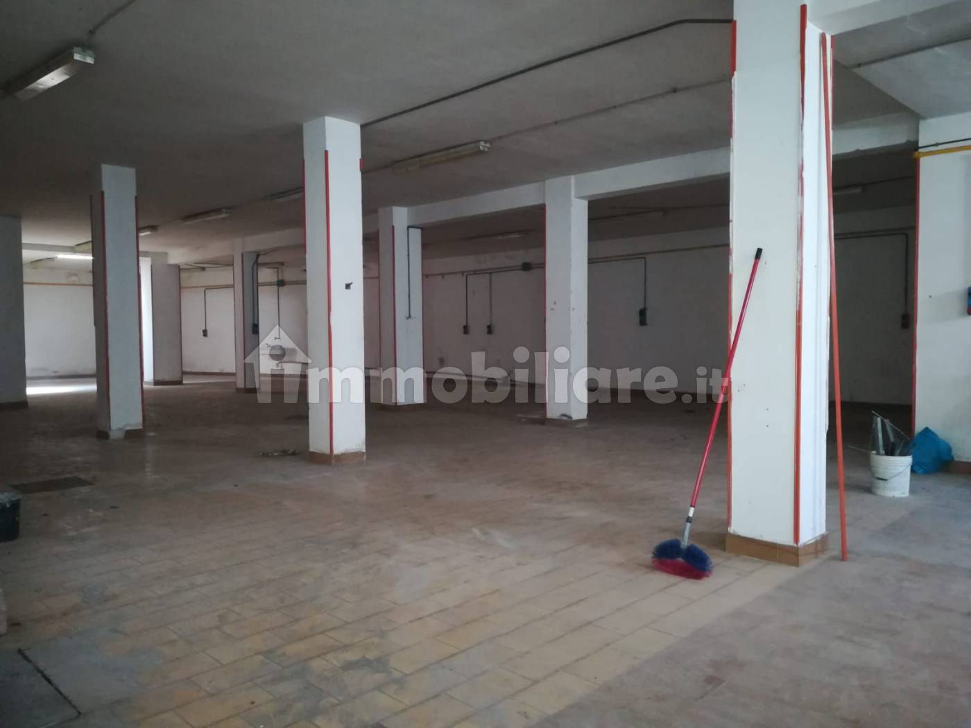 Garage - Box in Vendita