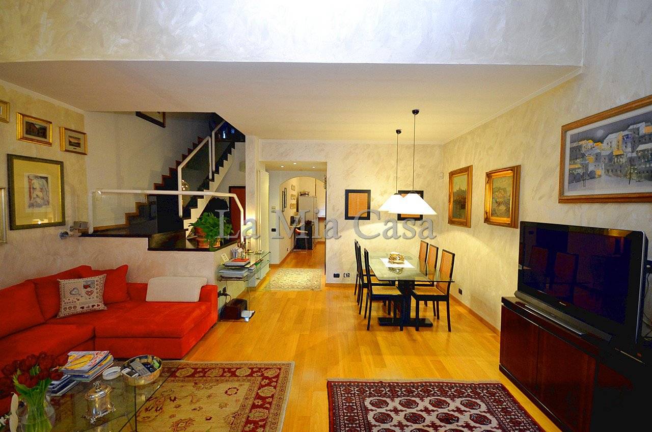 Trilocale via Militare, Pugliola, Solaro, Lerici