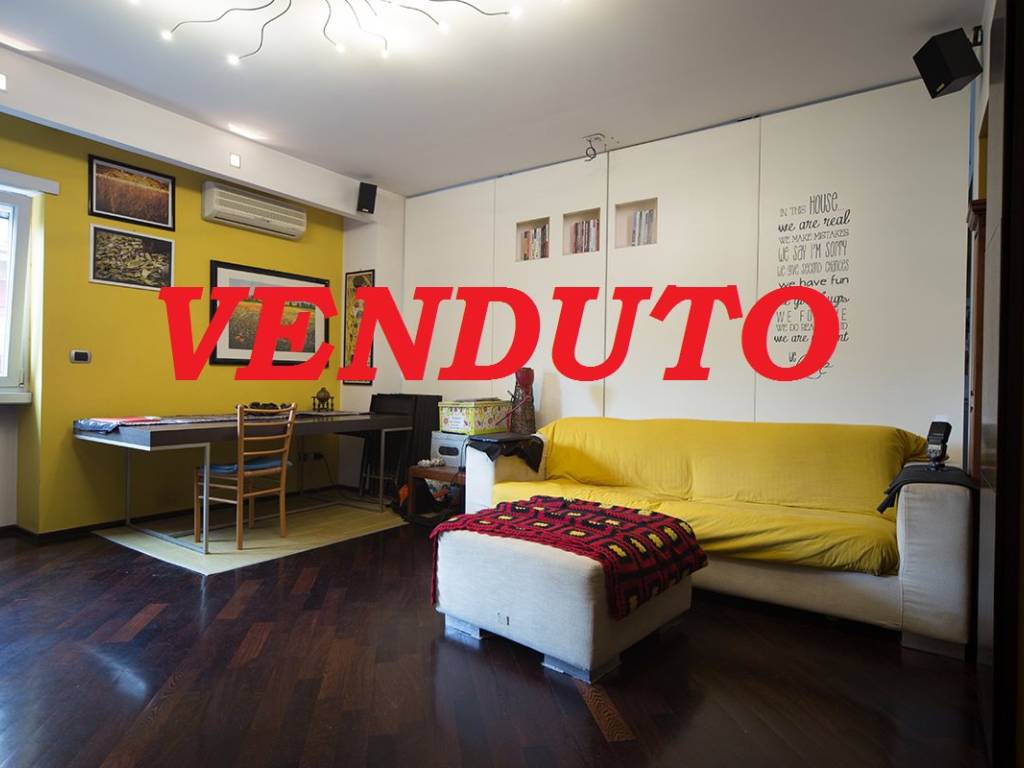 Vendita Appartamento Roma. Trilocale in via Mario Musco. Ottimo stato ...