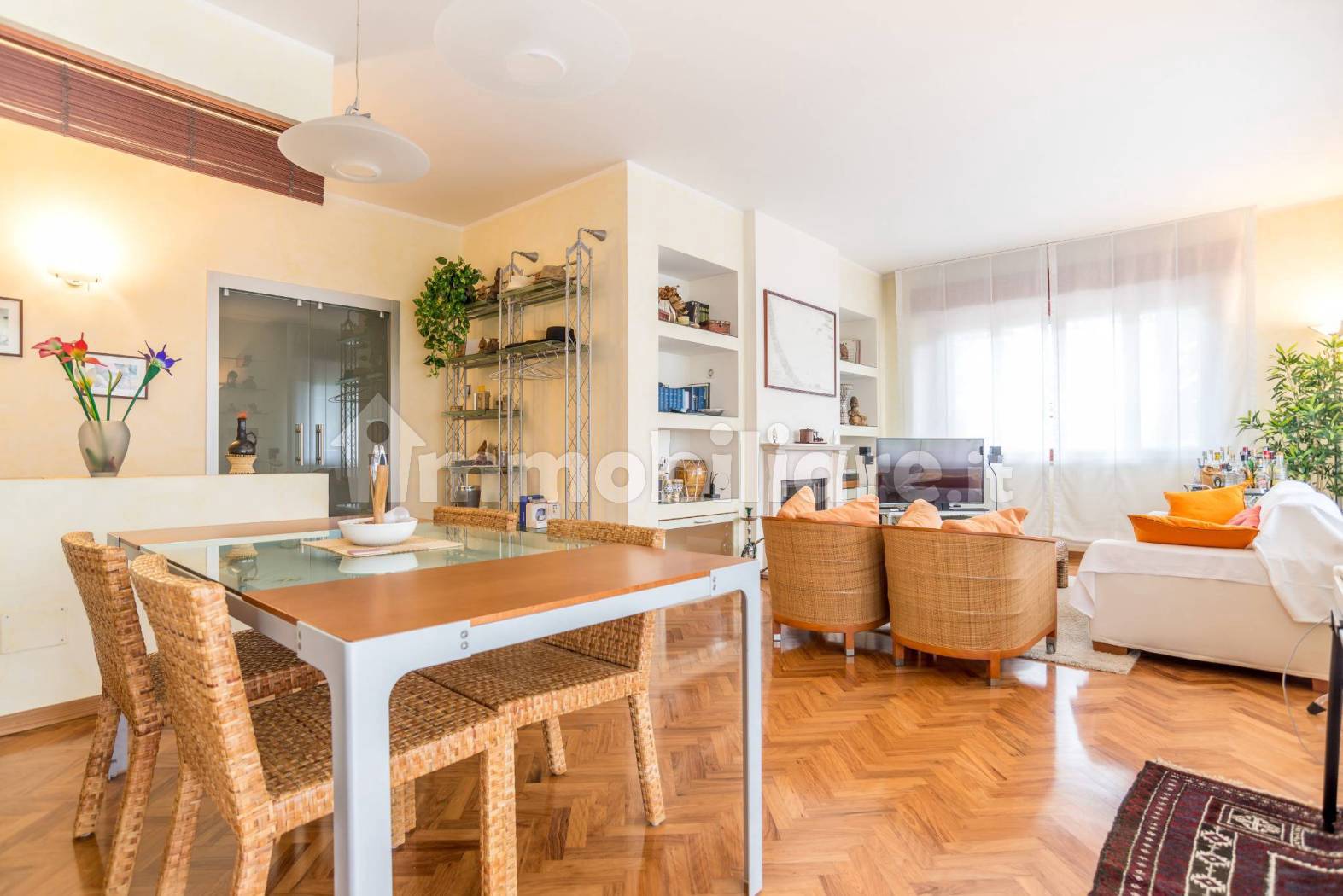 Appartamento ottimo stato, primo piano, Cattolica